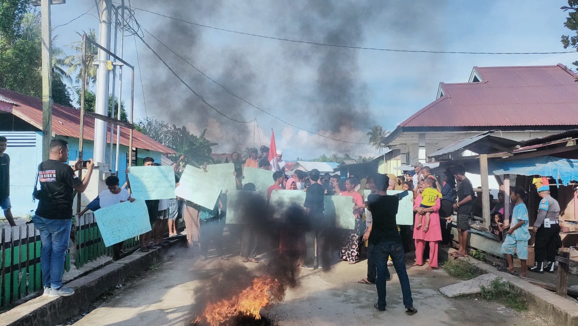 Dugaan Korupsi DD dan Manipulasi Tanda Tangan, Masyarakat Desak Bupati ... Dugaan Korupsi DD dan Manipulasi Tanda Tangan, Masyarakat Desak Bupati ...